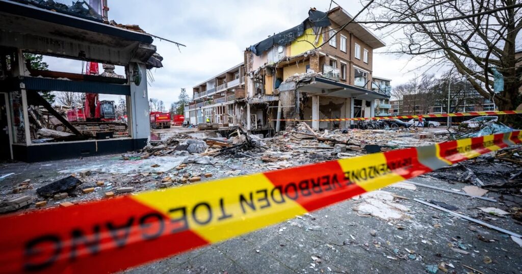 Net binnen: Drie mannen aangehouden voor explosie Tarwekamp Den Haag