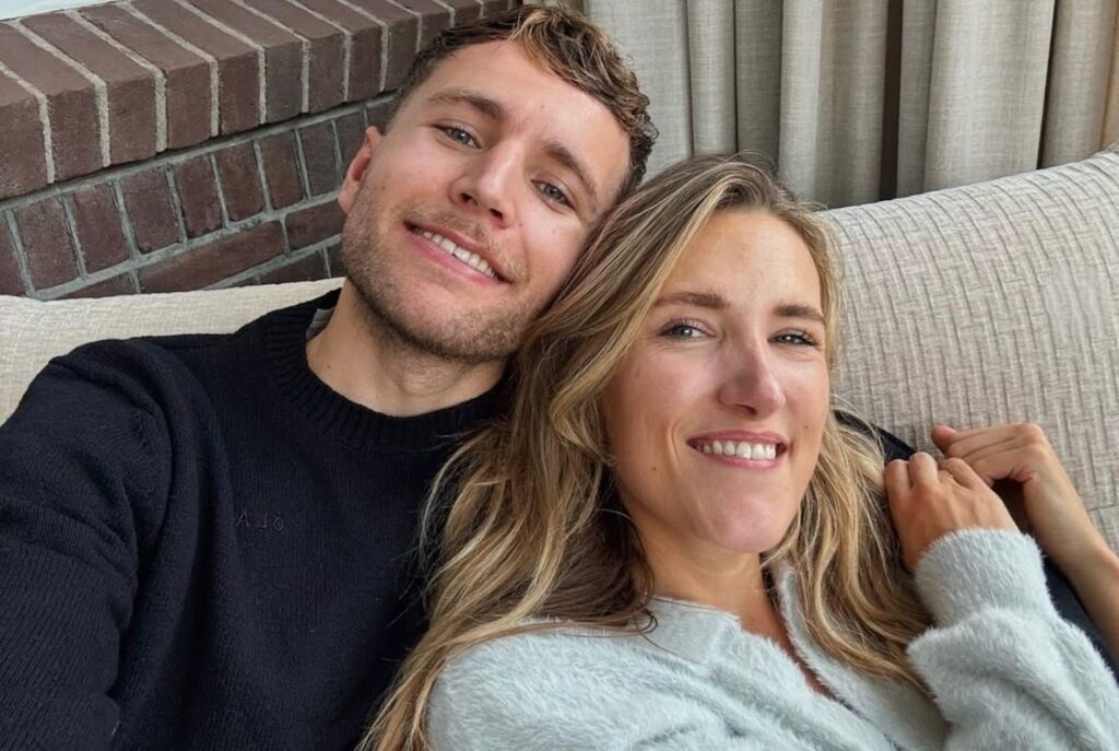 Suzan en Freek delen nieuwe foto’s met zoontje Sef: ’Liefs vanuit de ...
