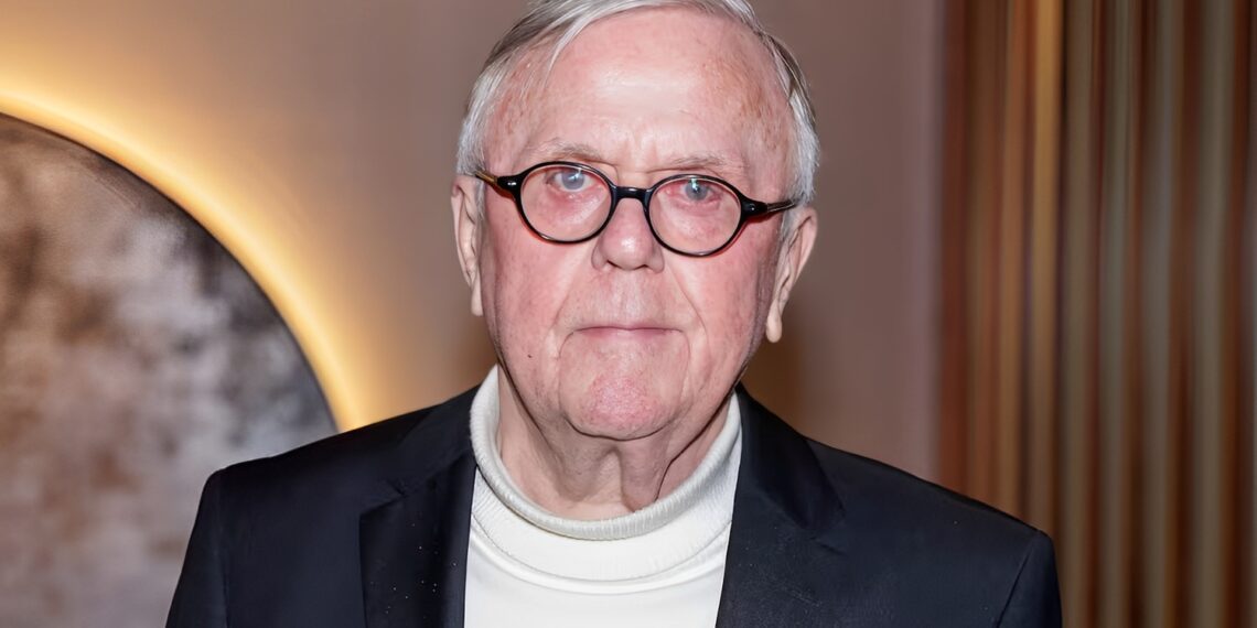 Betrapt: “Hazes ging al maanden vreemd met Noa terwijl hij nog bij ...