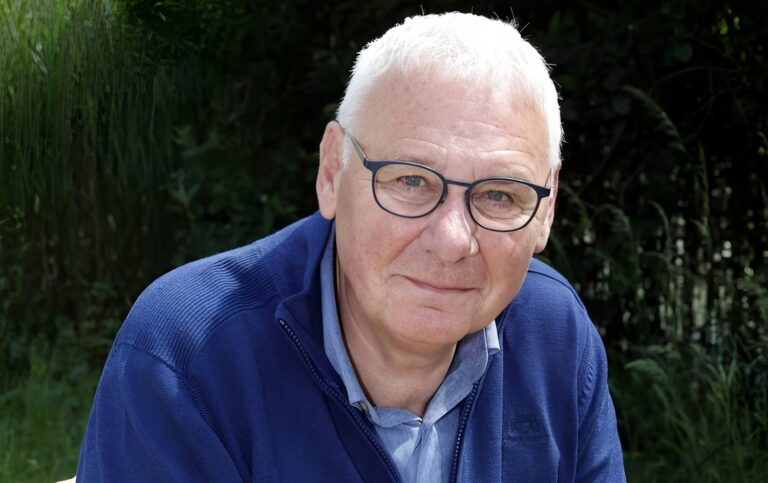 Onze gedachten zijn momenteel bij Jan de Hoop (70) – Menszine