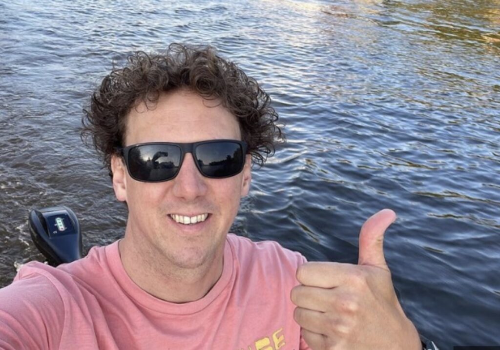 Jochem Myjer legt werkzaamheden per direct neer na heftig nieuws uit ziekenhuis – Menszine